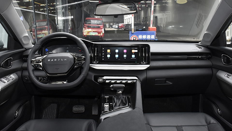 Is a station wagon at the same price better than an SUV?Baojun Valli vs ...