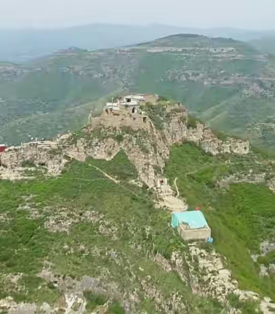 Lishi District, Luliang City, Shanxi Province, Bijia Mountain is also ...