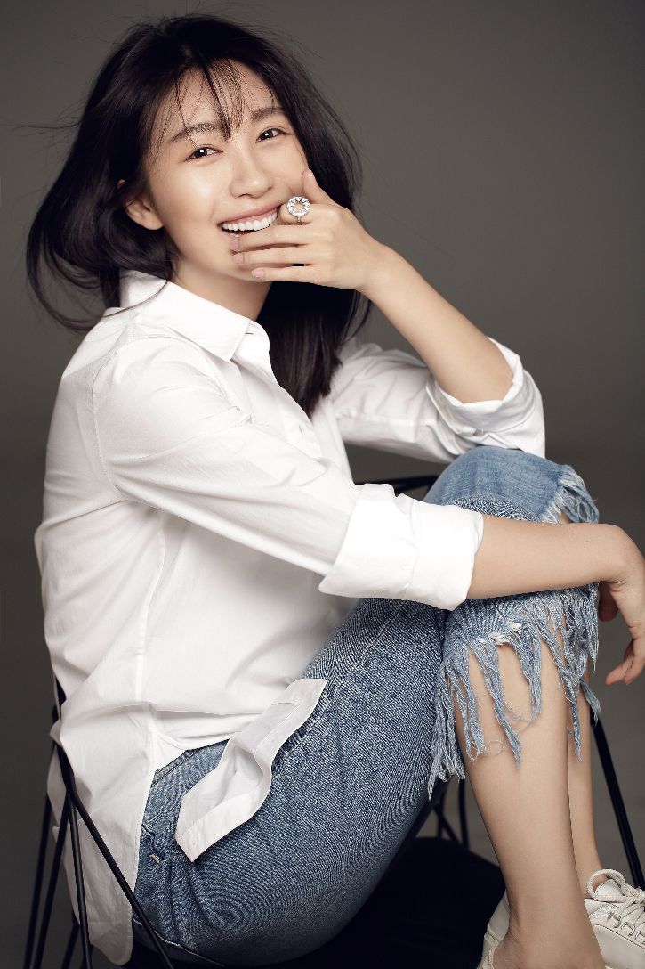 Perfect body-the second shot of Li Fei'er photo - iNEWS