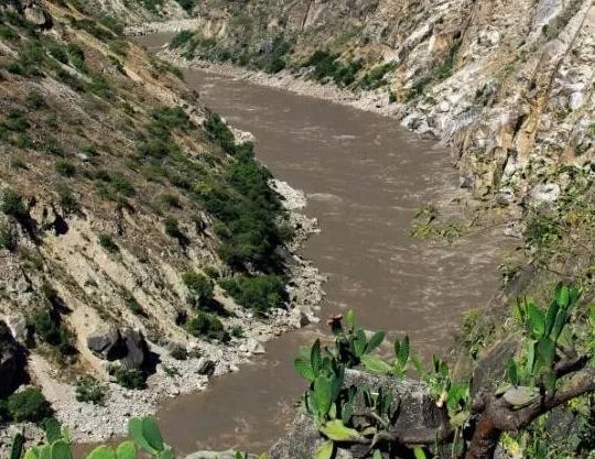 Dry and hot valley: a special microclimate that breaks the boundaries ...