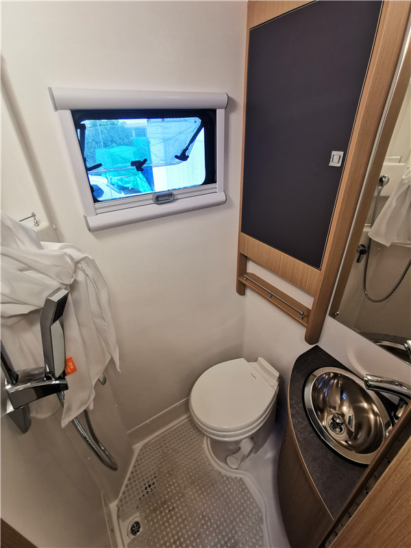 Iveco C-type double expansion RV, 20 models of River V820 double ...