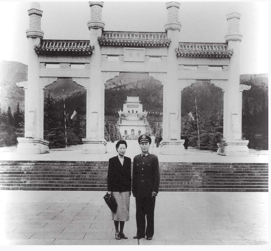 Li Zongren night club female reporter, Guo Dejie broke through and ...