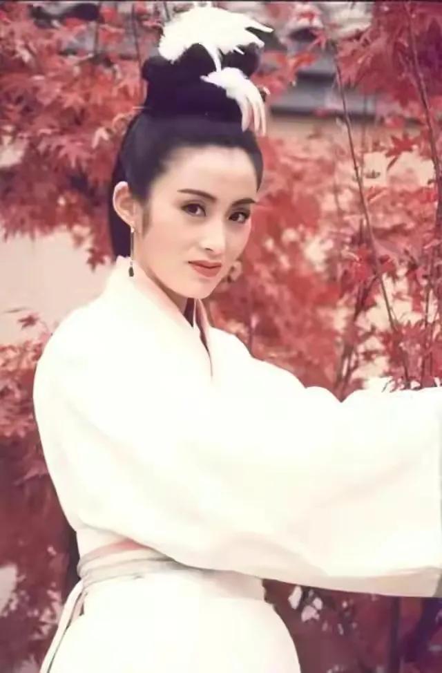 Shanghai actress-Zhang Min - iNEWS