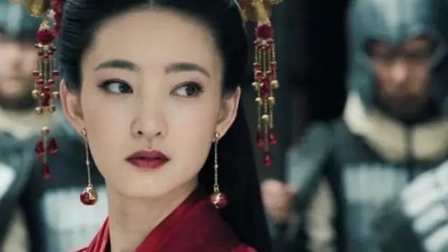 Shang Zhou Wang, who was obsessed with Daji, had such a bad habit ...