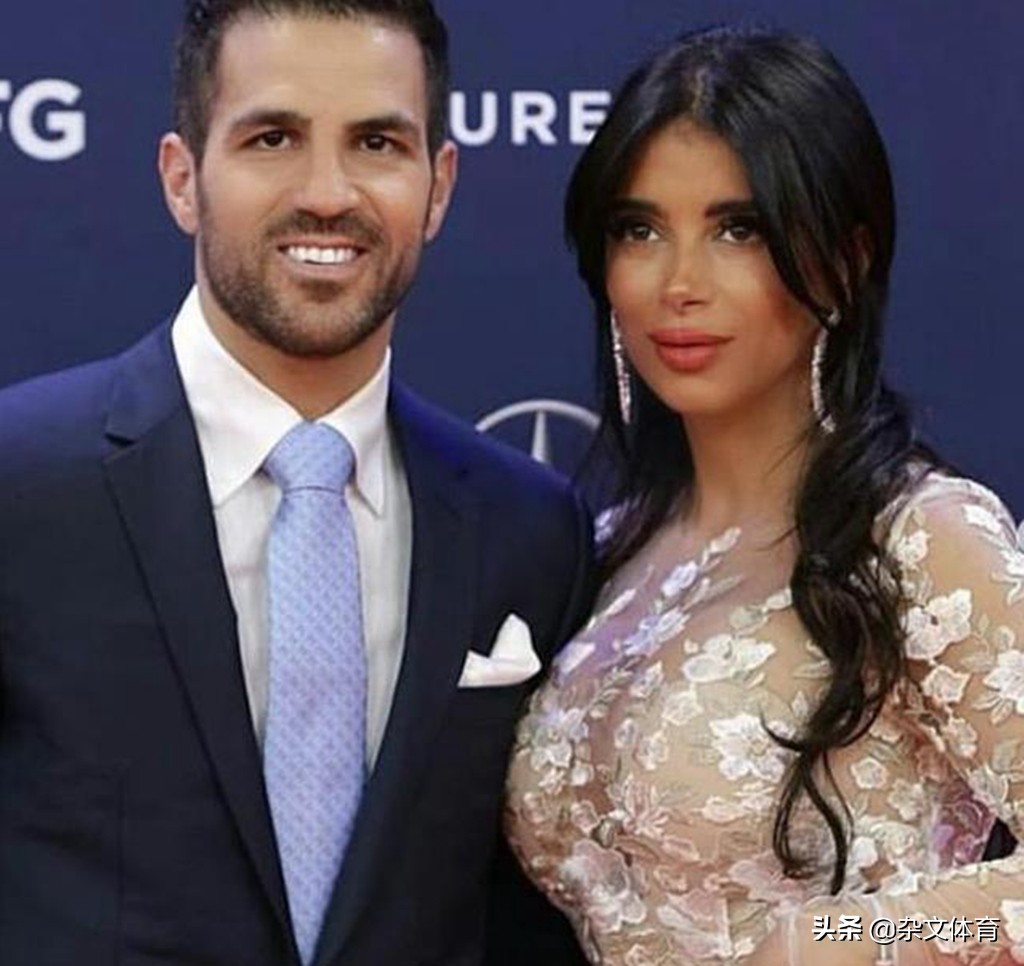 Fabregas has 5 children!Only 12 years behind his eldest daughter, the ...