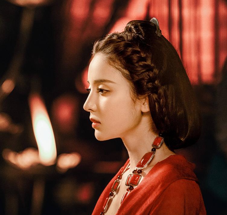 Guli Nazha is also too suitable for costumes!Looking at her Diao Chan ...