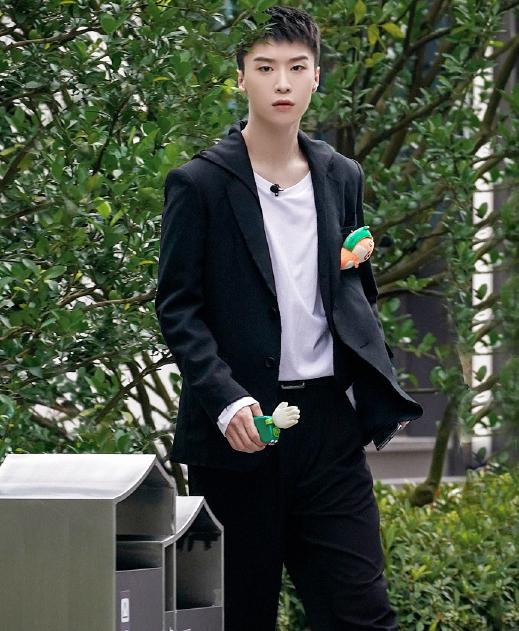 "Youth Travel 3" role play, see Yang Yang's dress up, netizens: the ...