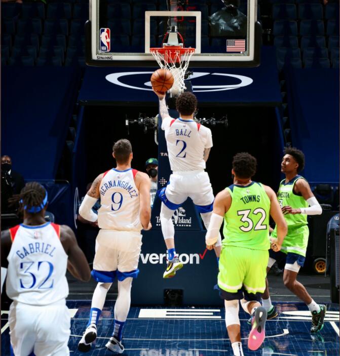 Ball 33+11+8 Zion scored 37 points on 14 of 17, and the Pelicans ...