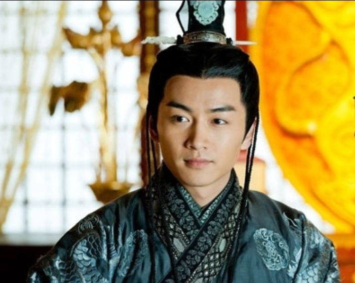 20 years of debut, 48 works, why can Yu Zheng become a gold medal ...