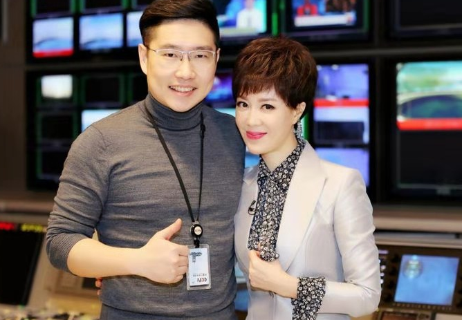 Li Wenjing, a 47-year-old hostess, insisted on DINK after marrying her ...