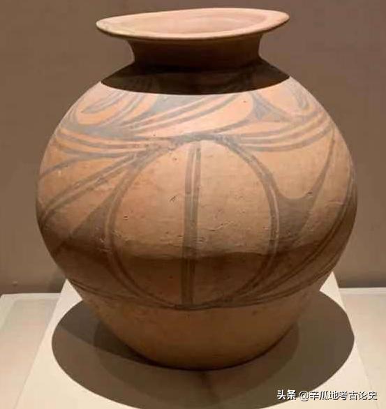 Hometown of Painted Pottery: The Unpredictable Geometric Patterns of ...
