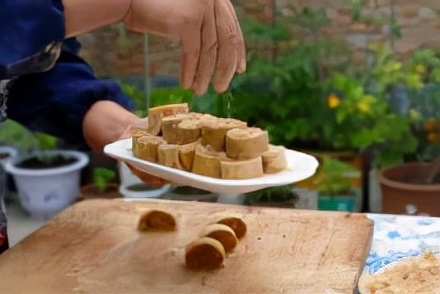 How did the name Donkey Roll come from?It's not important, just ...