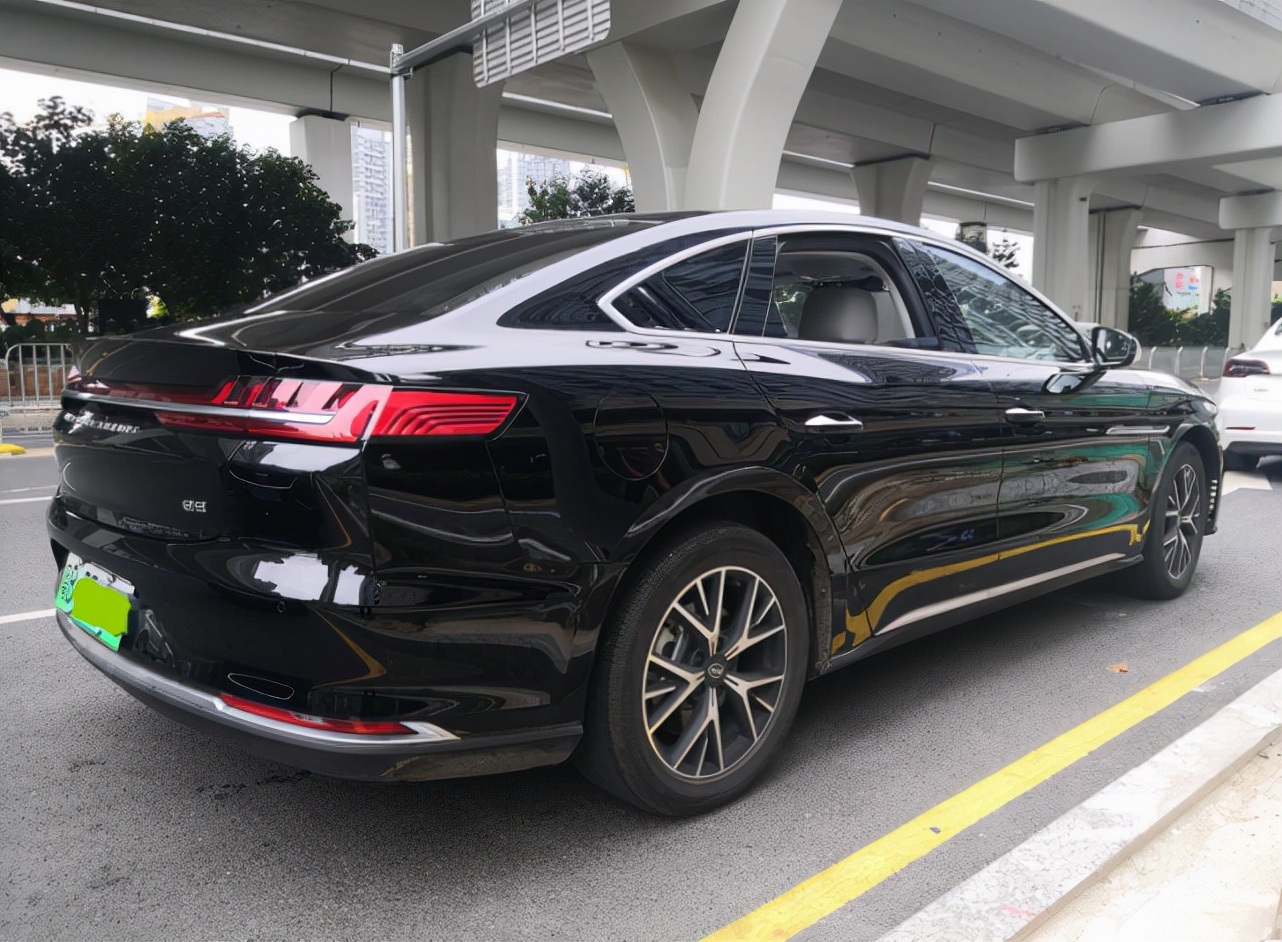 Spend 220,000 yuan to buy a BYD E9, the appearance is not inferior to ...