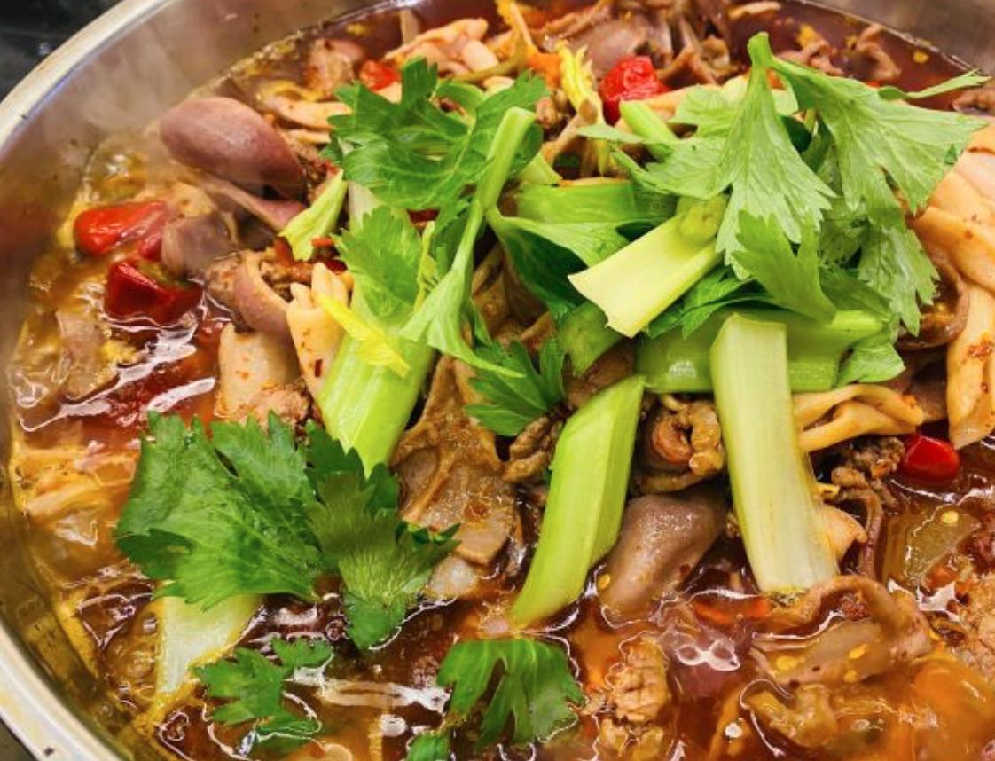 The ancient town of Chongqing is known as the No. 1 chicken grocery ...