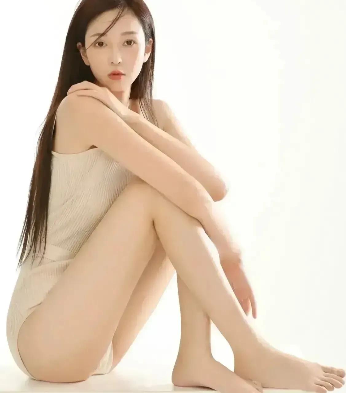 Atlas of Kan Qingzi and Qiu Shiyuan - iNEWS