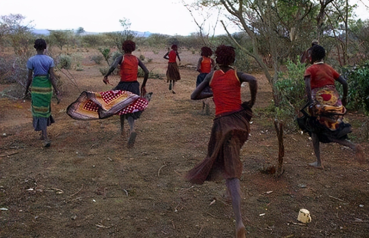 "Barbaric" weddings of primitive African tribes - iNEWS