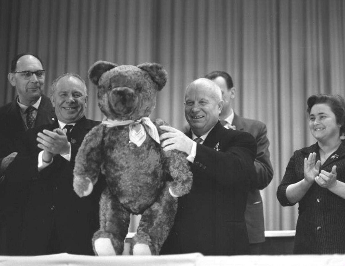 In 1959, Khrushchev visited the United States and asked Monroe to ...