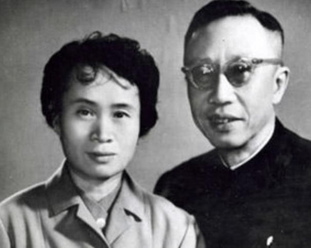 The last emperor Puyi married his concubine and was infertile and was ...