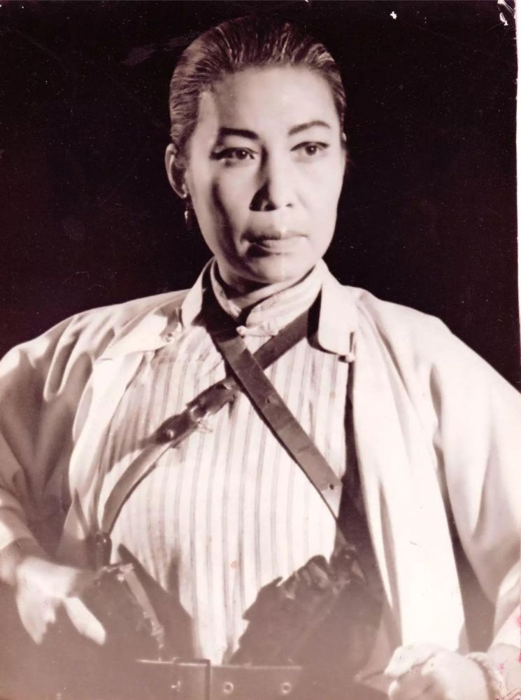 In 1950, the female bandit leader was sentenced to death, Premier Zhou ...