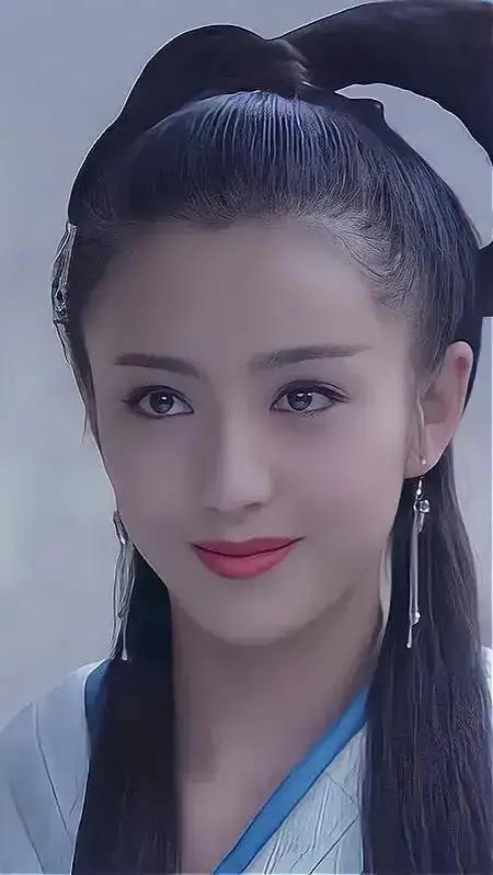 "Han Palace Feiyan"-Tong Liya - iNEWS