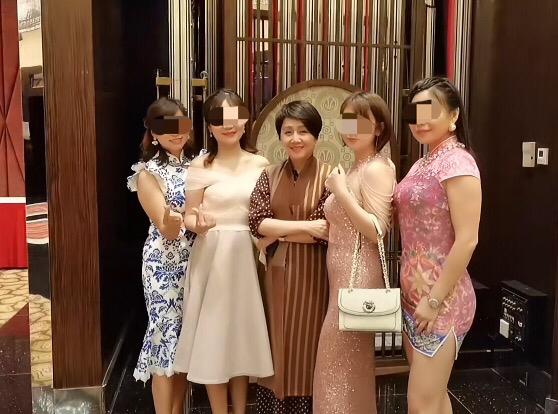 The gambling king's fourth Tai Liang Anqi attends the gathering of rich ...