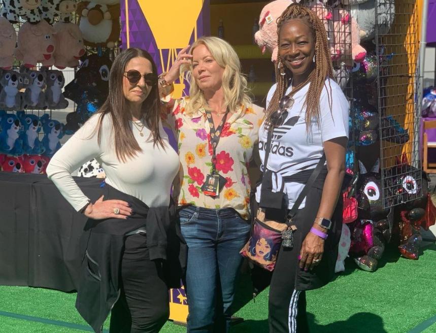 Jenny Buss is even more beautiful after falling in love!I can't see the ...