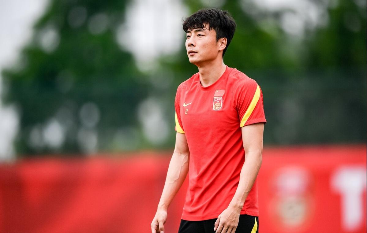 Li Lei made his debut in this round of preliminaries, and his ...