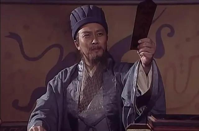 Who is Zhuge Liang, half human and half immortal?Follow me to find out ...