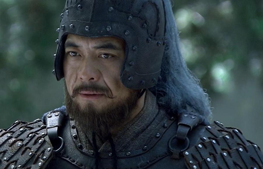 Wei Yan was once told by Zhuge Liang that he had a bone rebellion, and Mr. Wolong was killed ...