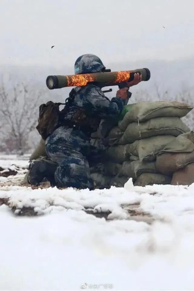 Why does the domestically-made new rocket launcher turn red when it is ...