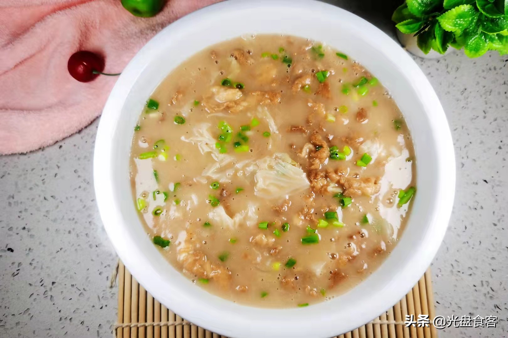 In autumn, make more of this soup for your family to drink, it is ...