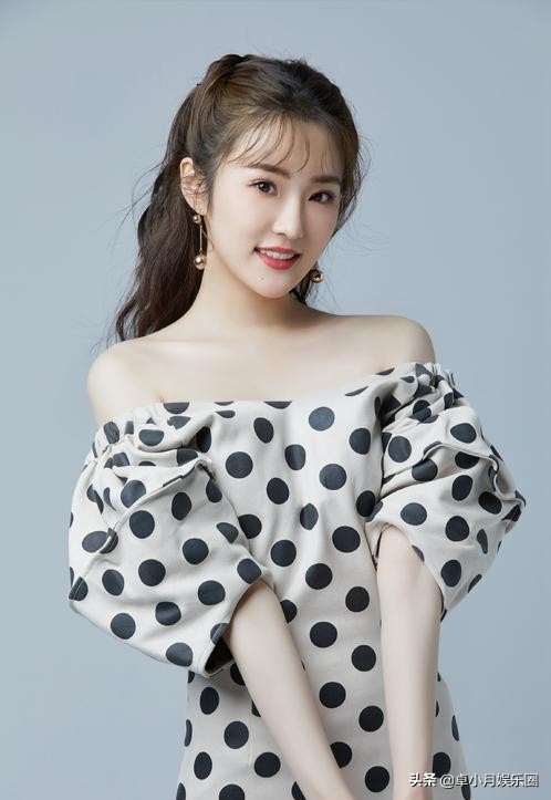 Following Lin Yun and Xuan Lu, another post-95 actress appeared on CCTV ...