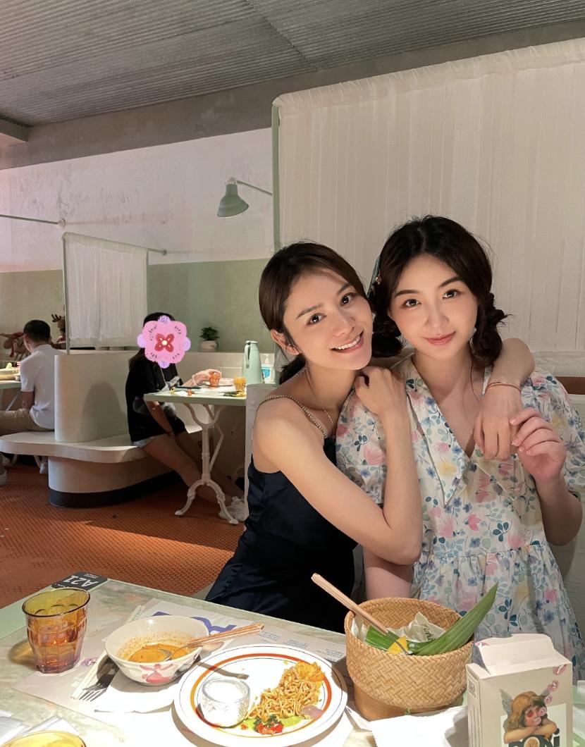 Lin Feng's wife, Zhang Xinyue, takes her baby daily, and her daughter ...