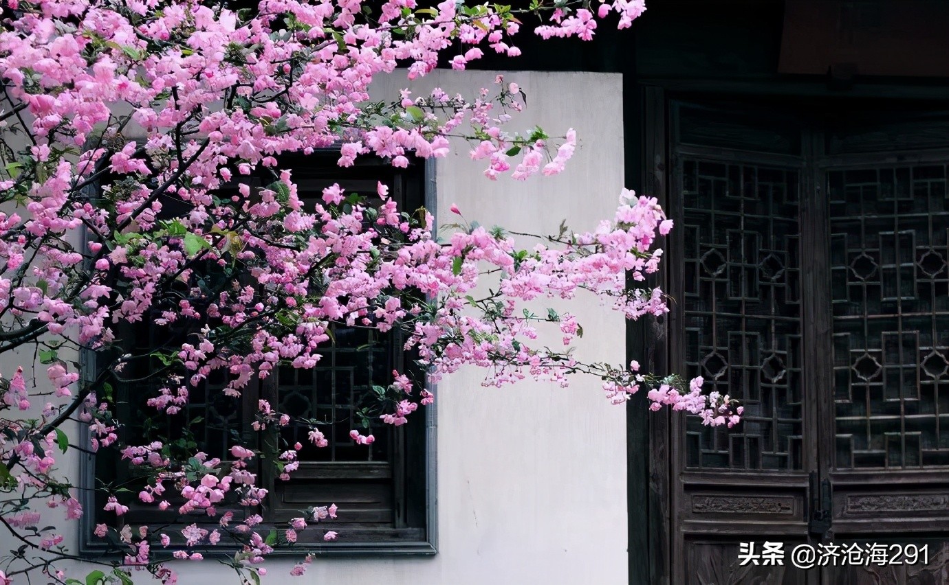 A poem by Ouyang Xiu, delicate yet unrestrained, written out the ...