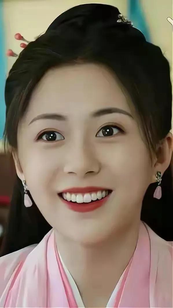 Shanghai actress-Tang Min - iNEWS