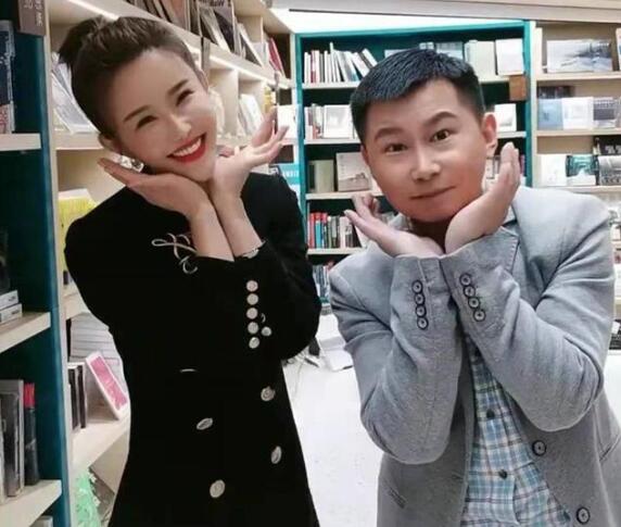 He Weiwei's business truck, Guo Degang, dark night, why is the past brother? - iNEWS