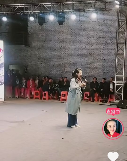 Jin Qing Jin Yun-Zhao Wenting - iNEWS