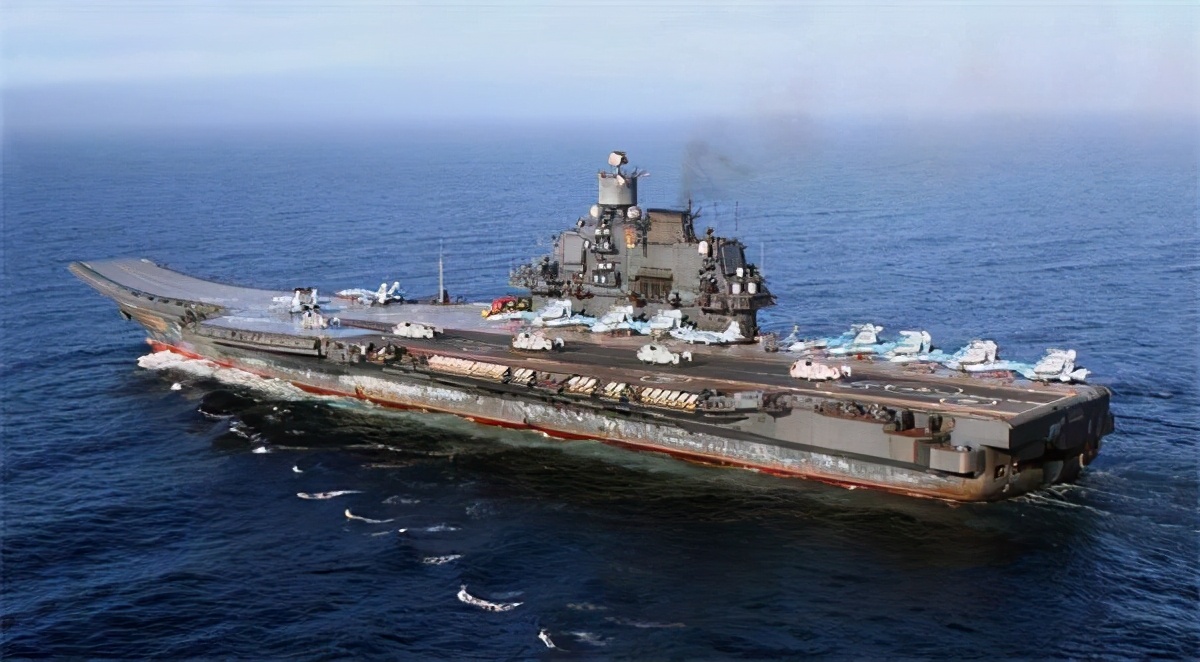 The Russian army rebuilt the carrier-based aircraft training center at ...