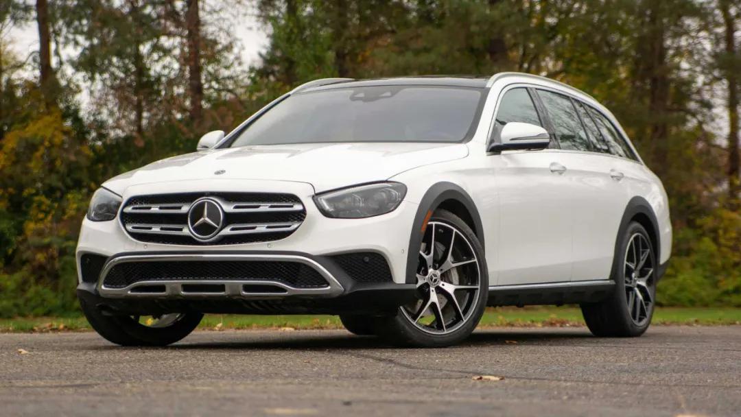 Mercedes-Benz ATV breaks one hundred in 4.4 seconds and can also off ...