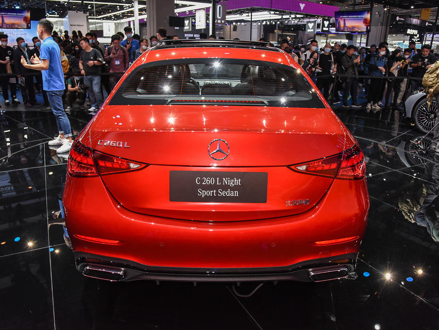 How to choose between Mercedes-Benz C260L and BMW 3 Series? - iNEWS