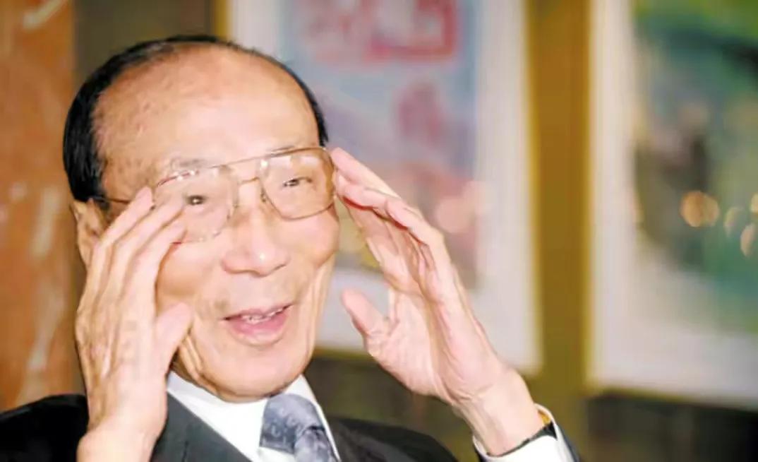 Sammo Hung once said harshly, "Whoever uses Zeng Zhiwei is my enemy ...