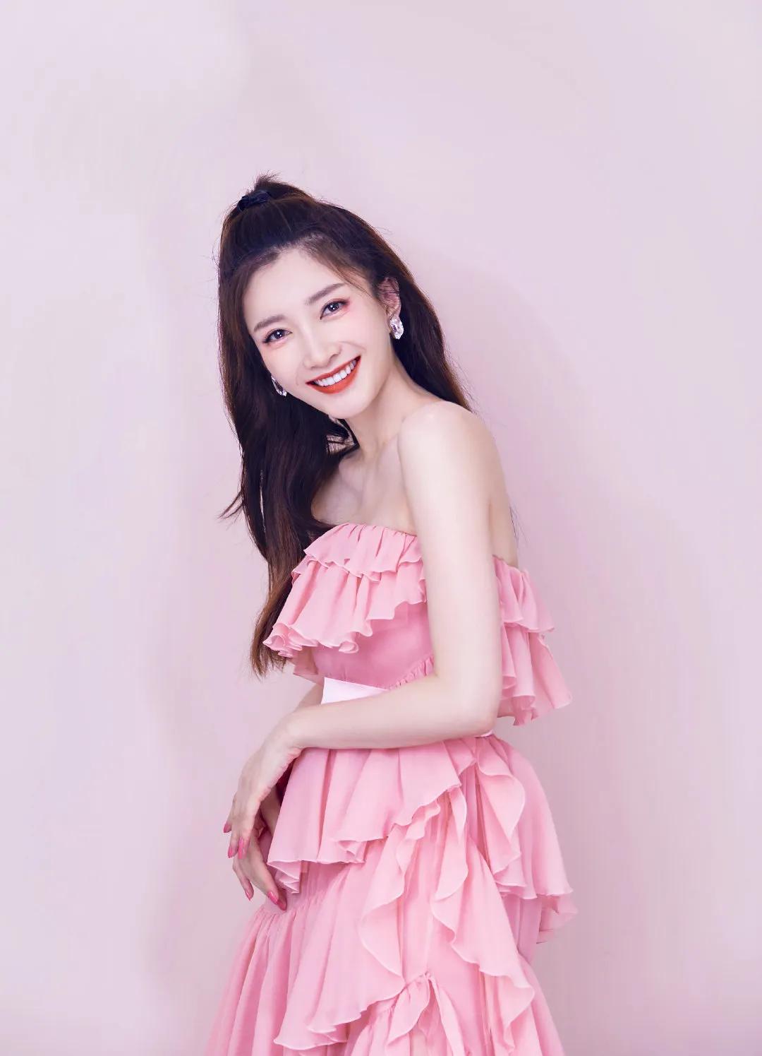 Jiang Shuying, Pink Memories - iNEWS