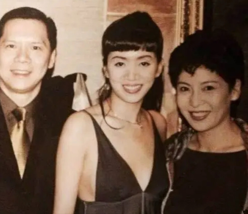 29 years ago, Huang Langwei slapped Anita Mui, and then Huang Langwei ...