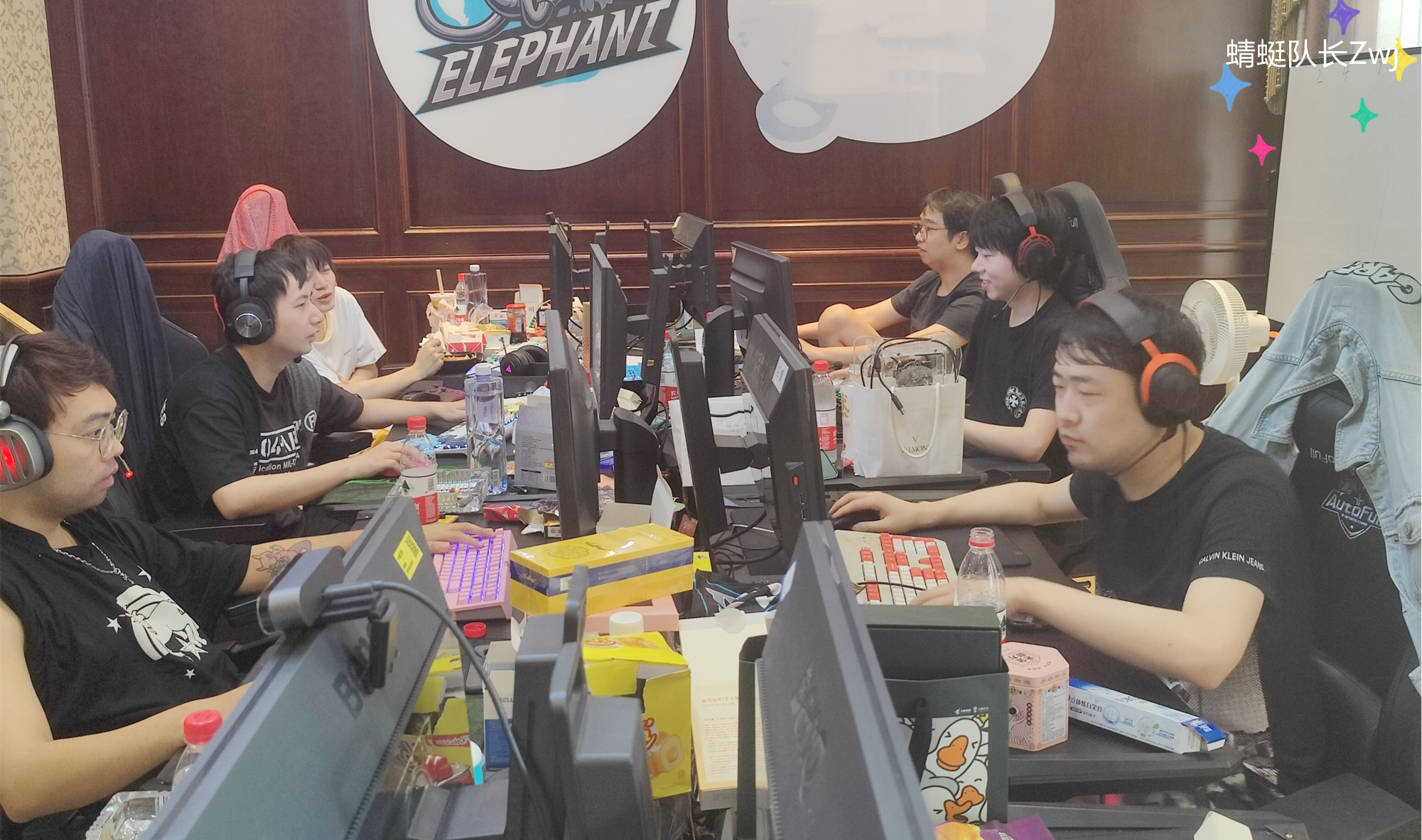 Dota2: The official commentator Sdn revealed: I heard that VG will also be disbanded, and the ...