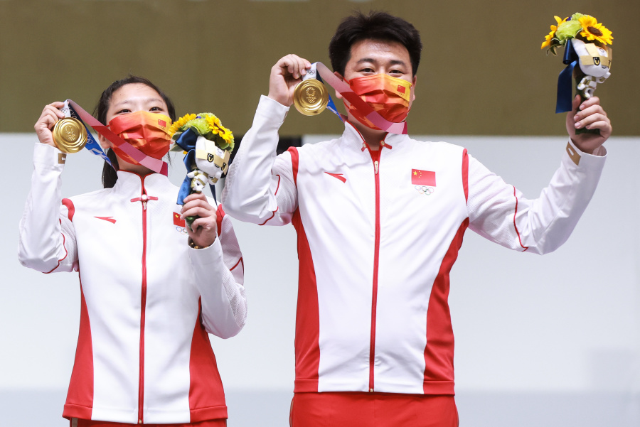 Champion couple!Pang Wei and Du Li's "Fairy Story": Wang Yifu ...