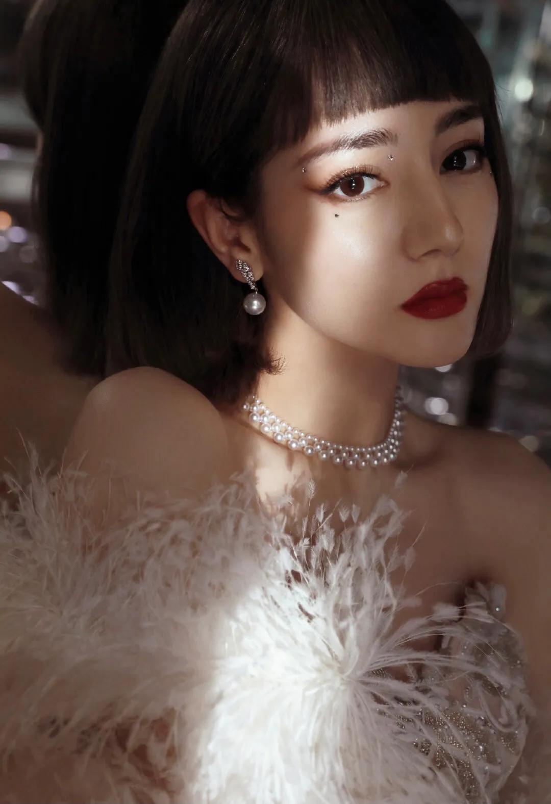 Inventory of the beauty of tear moles in the entertainment industry - iNEWS