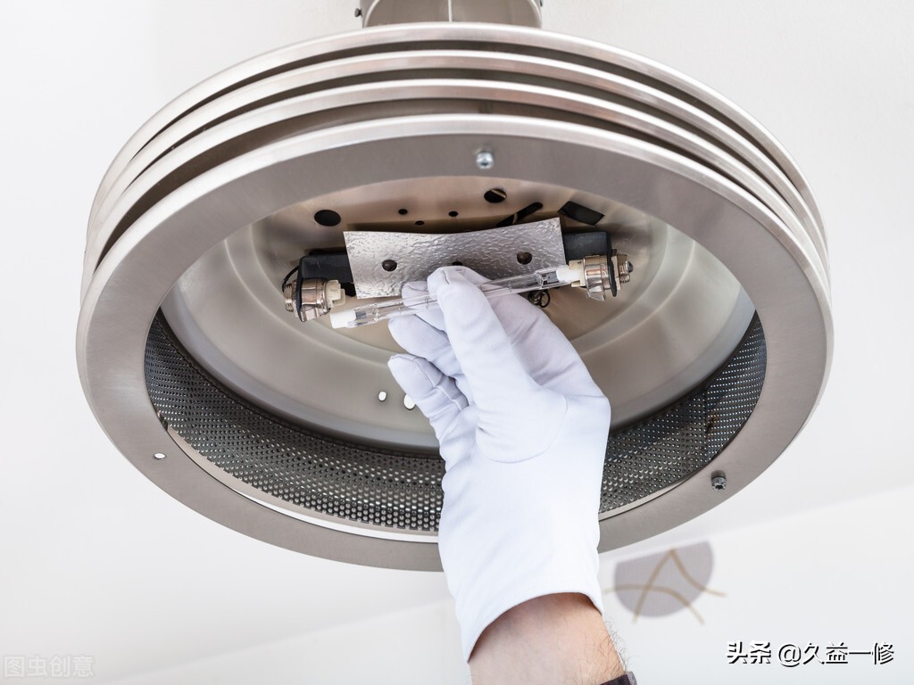 How to disassemble and repair the downlight that has been used for five ...