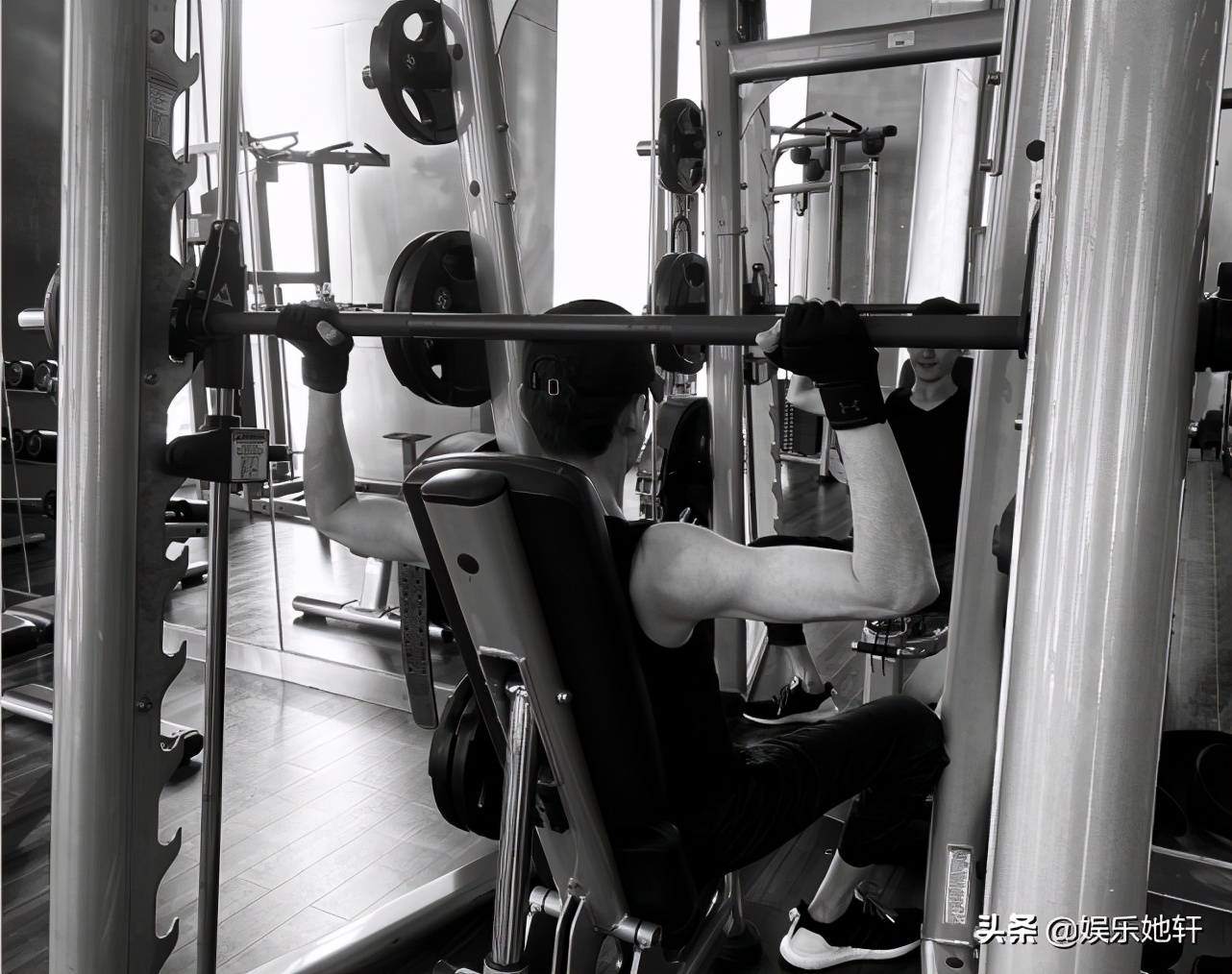 Zhang Han's studio officially announced that they were still working ...