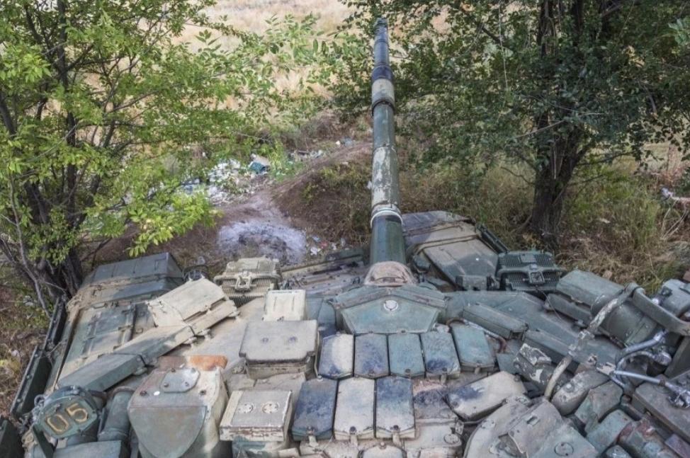 Is the Russian army drunk again?The advanced tank was "abandoned" in ...