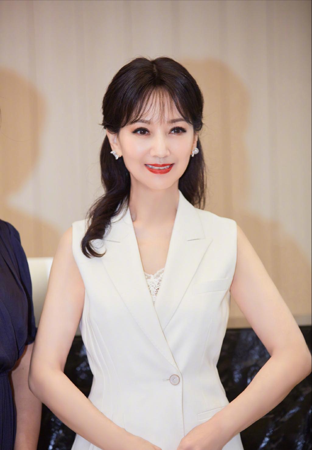 Zhao Yazhi wears what an "old man" should look like. The tasteful ...